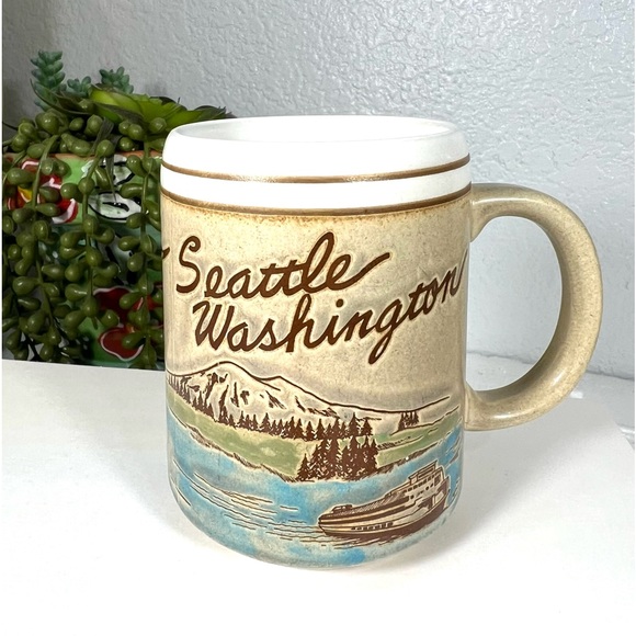 Kitchen | Vintage Seattle Washington Brown Speckled Embossed Souvenir ...